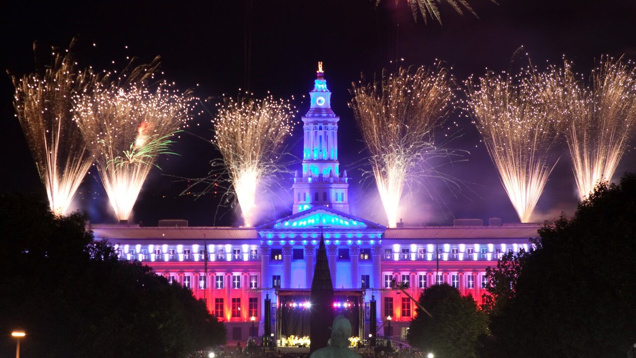 Catch These 23 Wild US Fireworks Displays | GOBankingRates