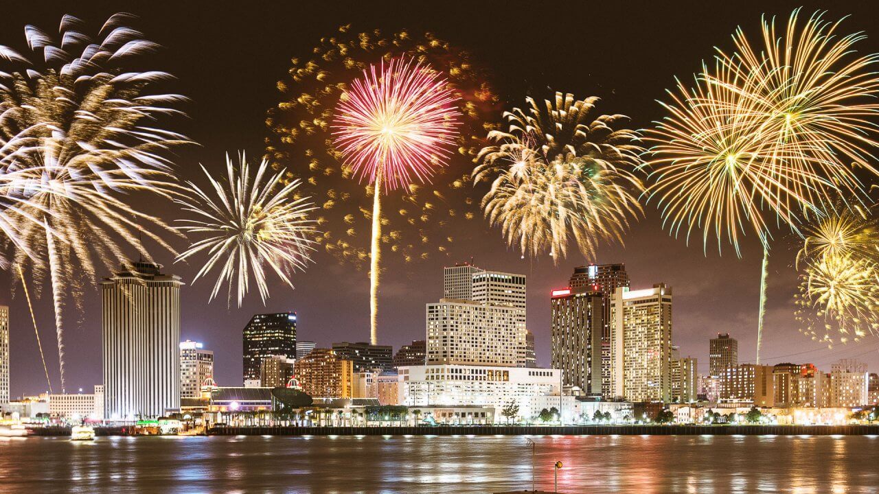 Catch These 23 Wild US Fireworks Displays | GOBankingRates