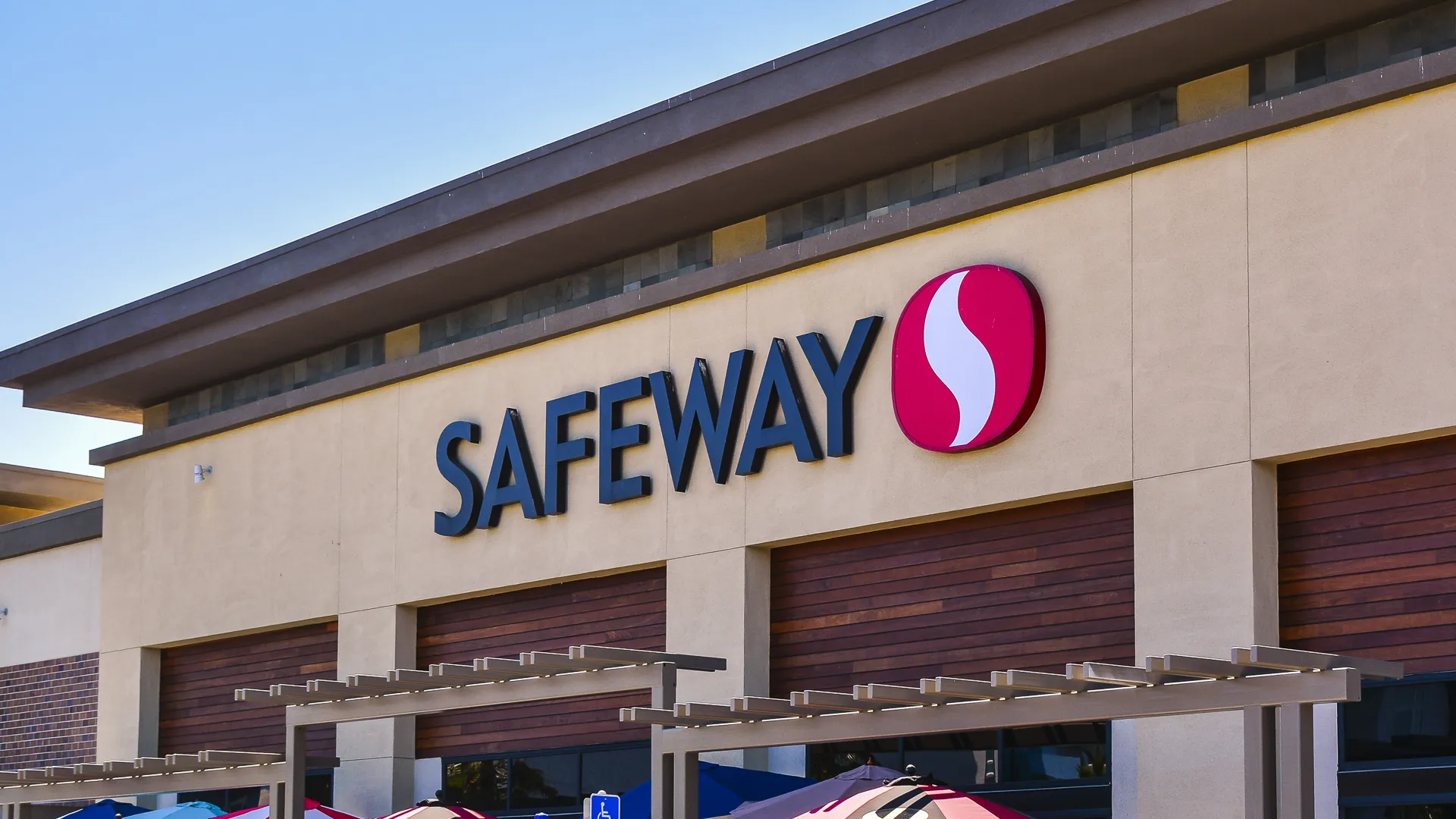 4 Cheap Safeway Items To Start Buying Now | GOBankingRates