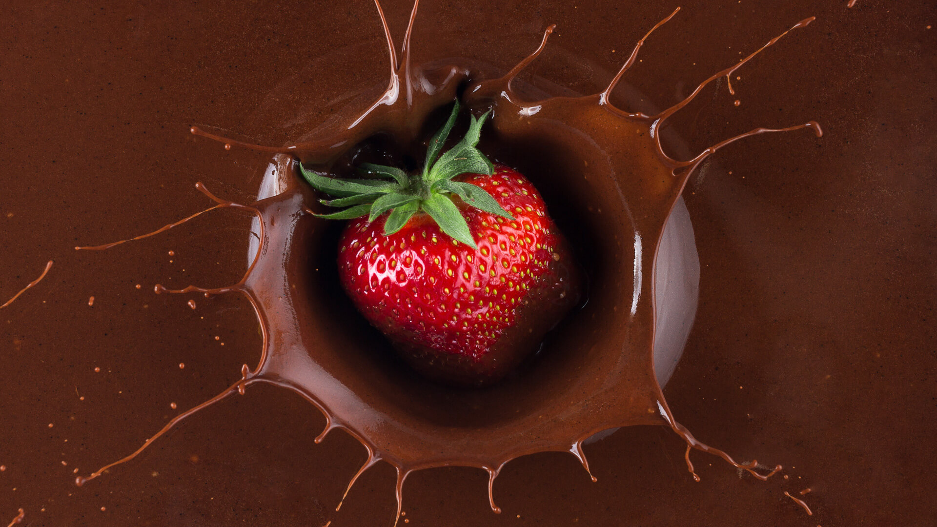 15 Cheap Treats to Dip in Chocolate | GOBankingRates