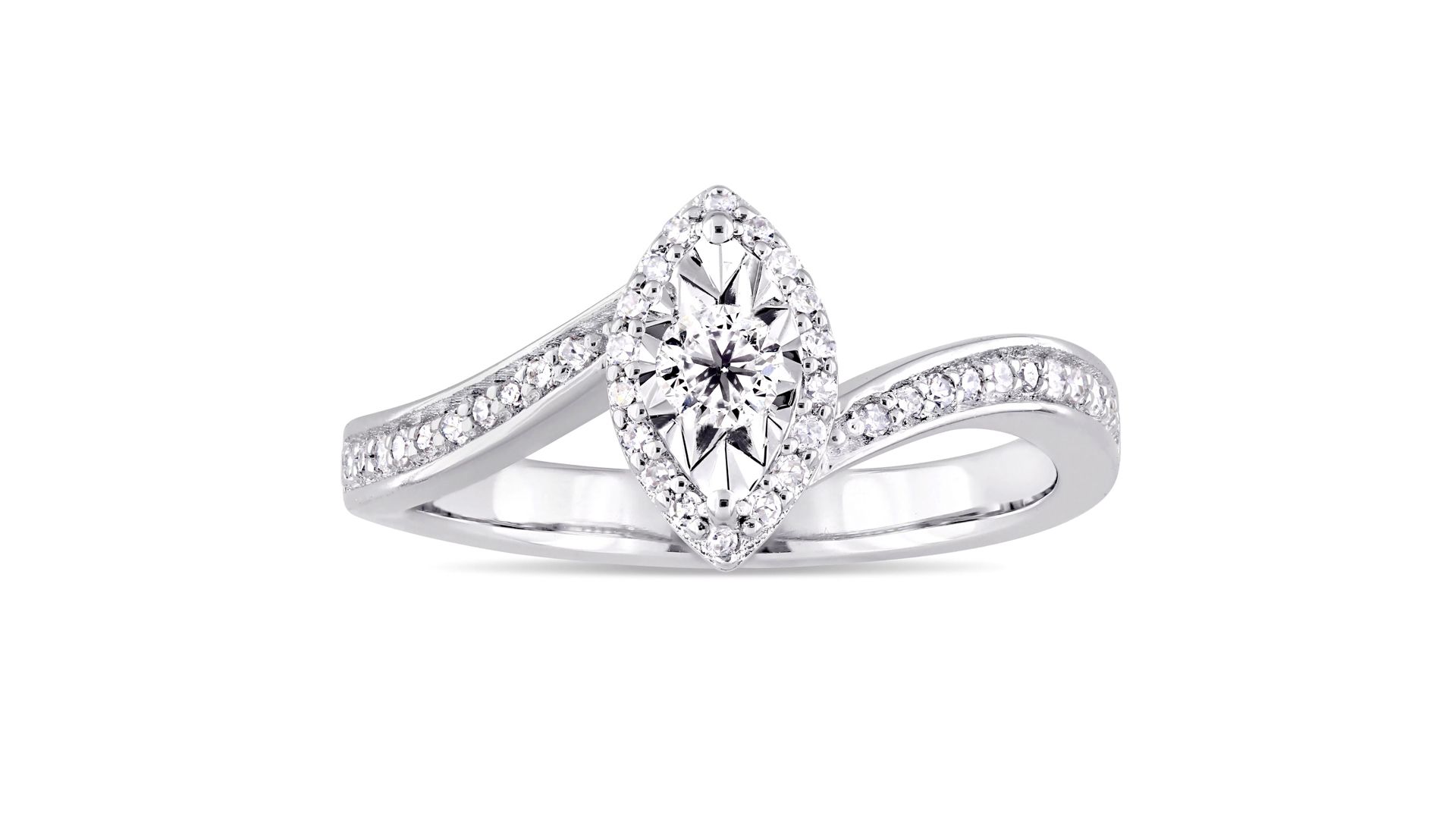 15 Stunning Engagement Rings Under $500 | GOBankingRates