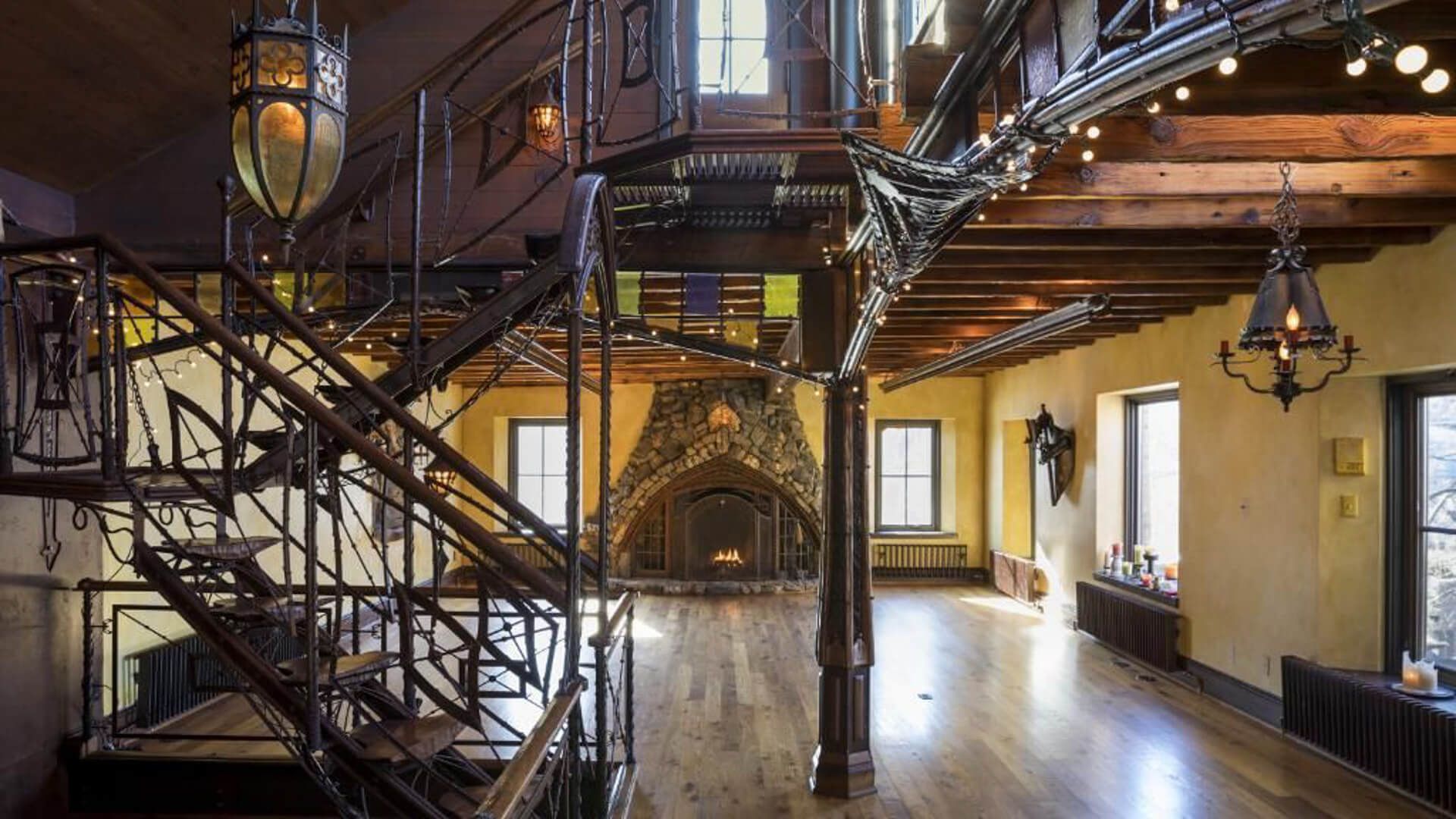 20 Strange, Unusual Homes on the Market | GOBankingRates