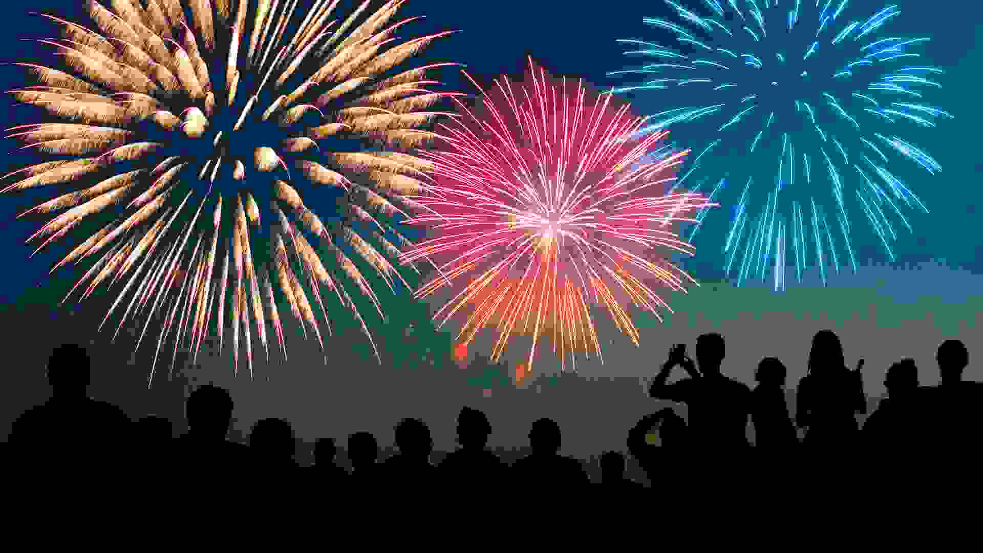 Catch These 23 Wild US Fireworks Displays | GOBankingRates