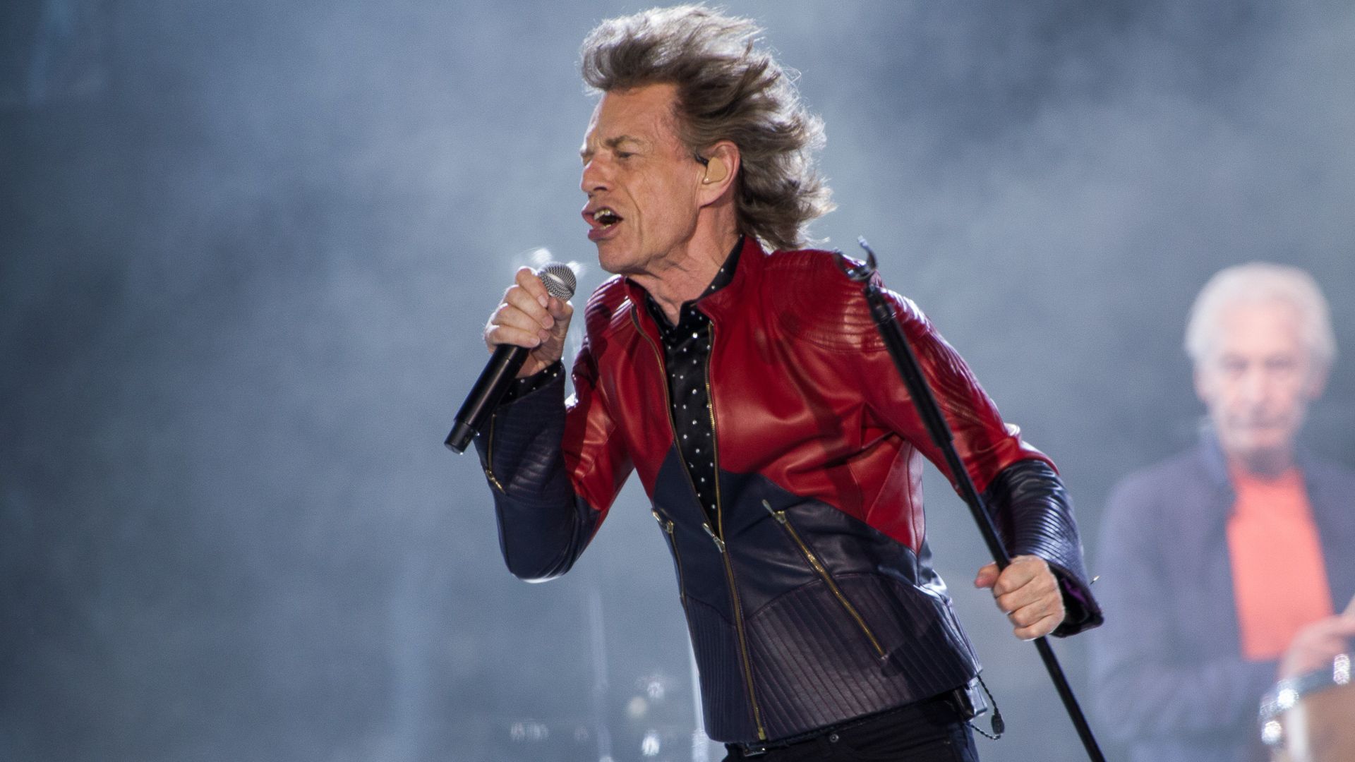 25 American Icons Who Were Never US Citizens | GOBankingRates