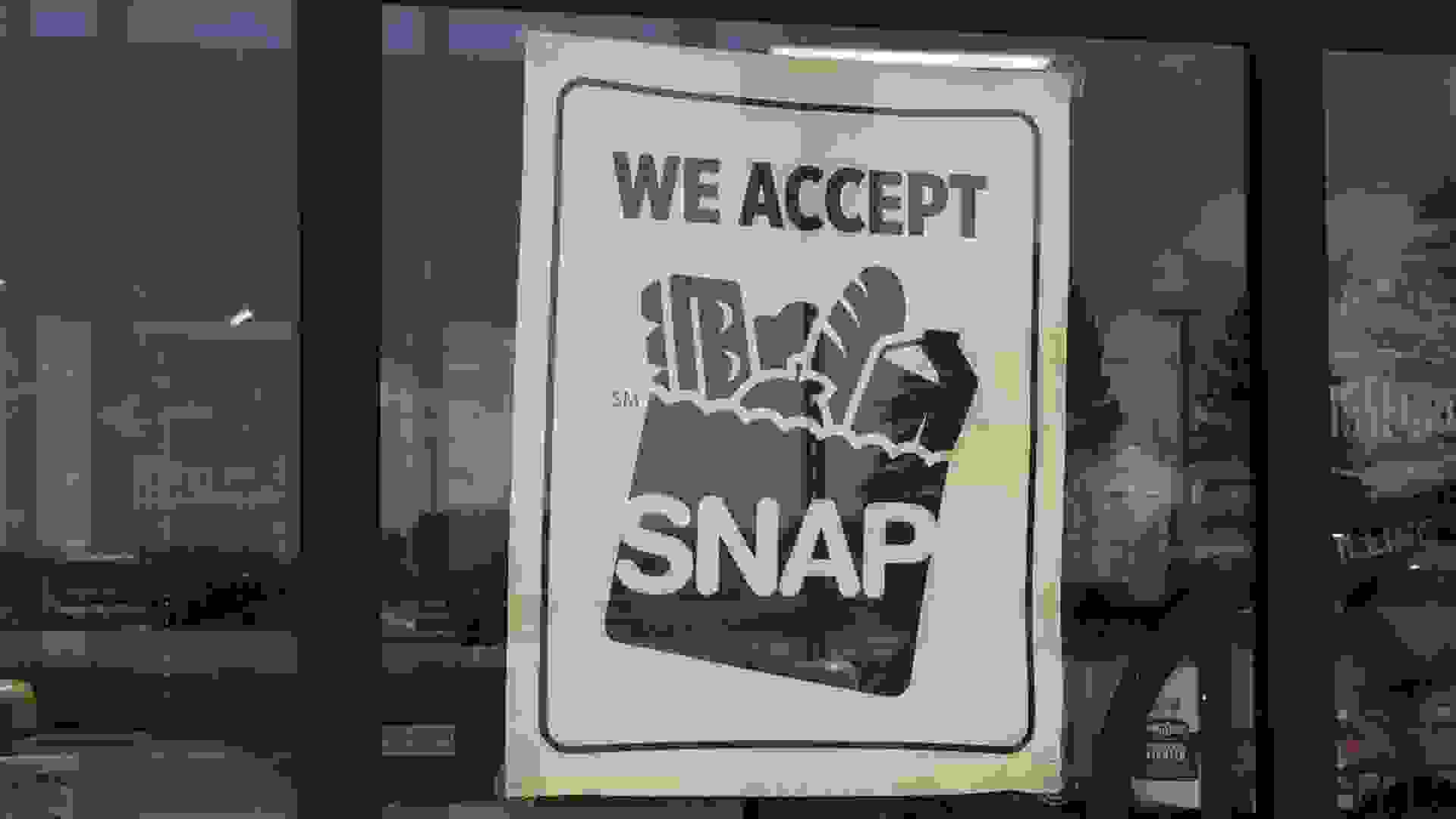 Surprising Truths About Food Stamps in America | GOBankingRates