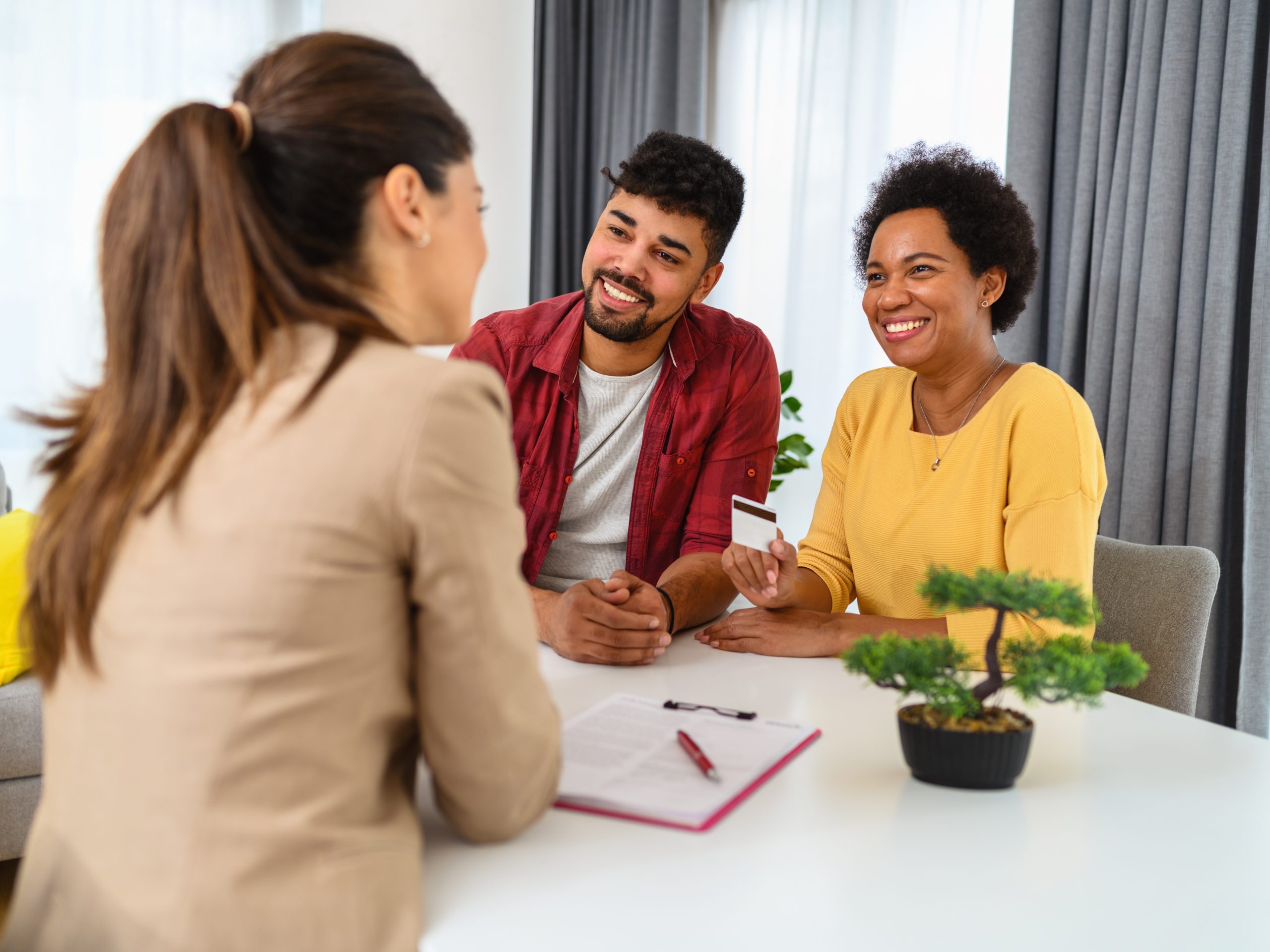 7 Key Signs Your Financial Advisor Is Giving You Bad Money Advice ...