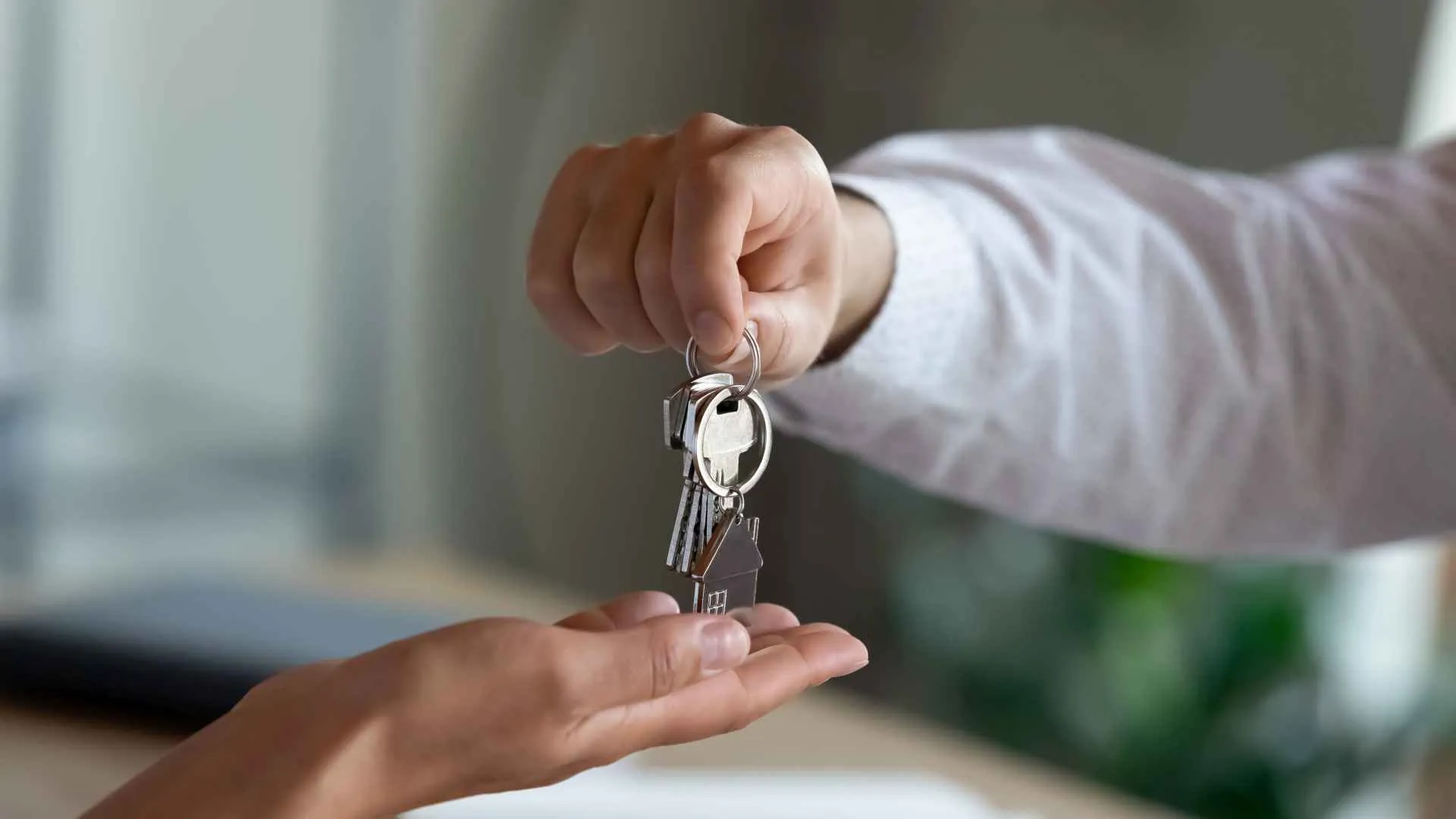 11 Big Cities Where You Can Still Buy a Home on an $85K Salary ...