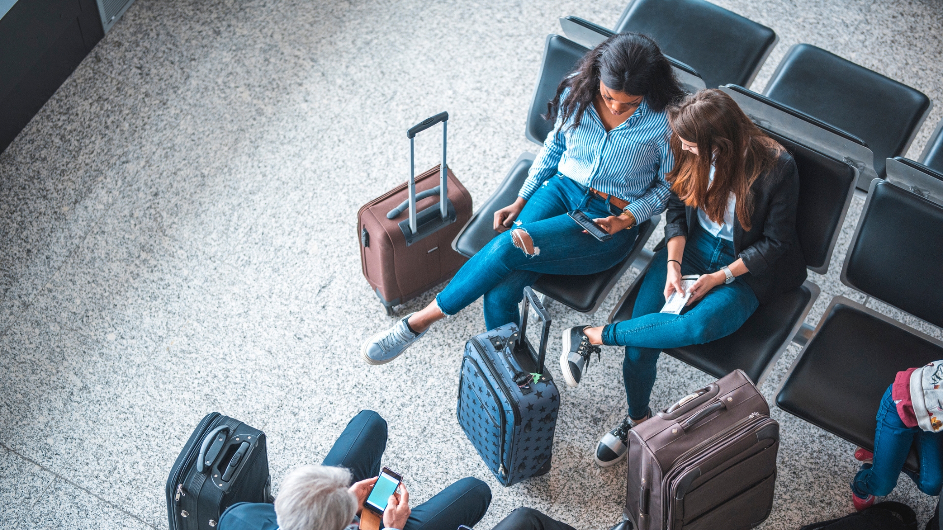 4 Most Affordable International Airlines for an Economy Ticket ...