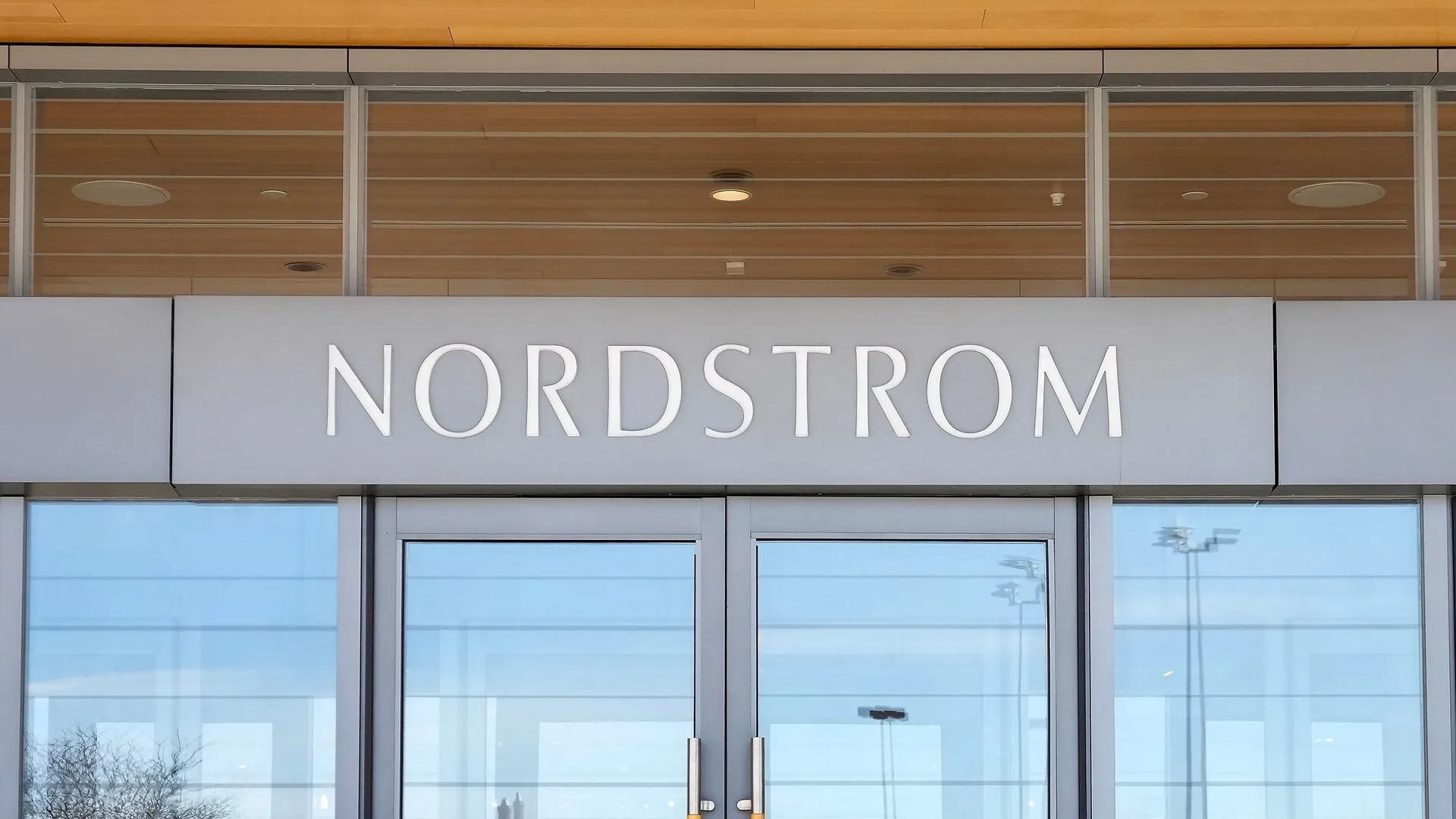 7 Luxury Items the Middle-Class Should Buy During the Nordstrom ...