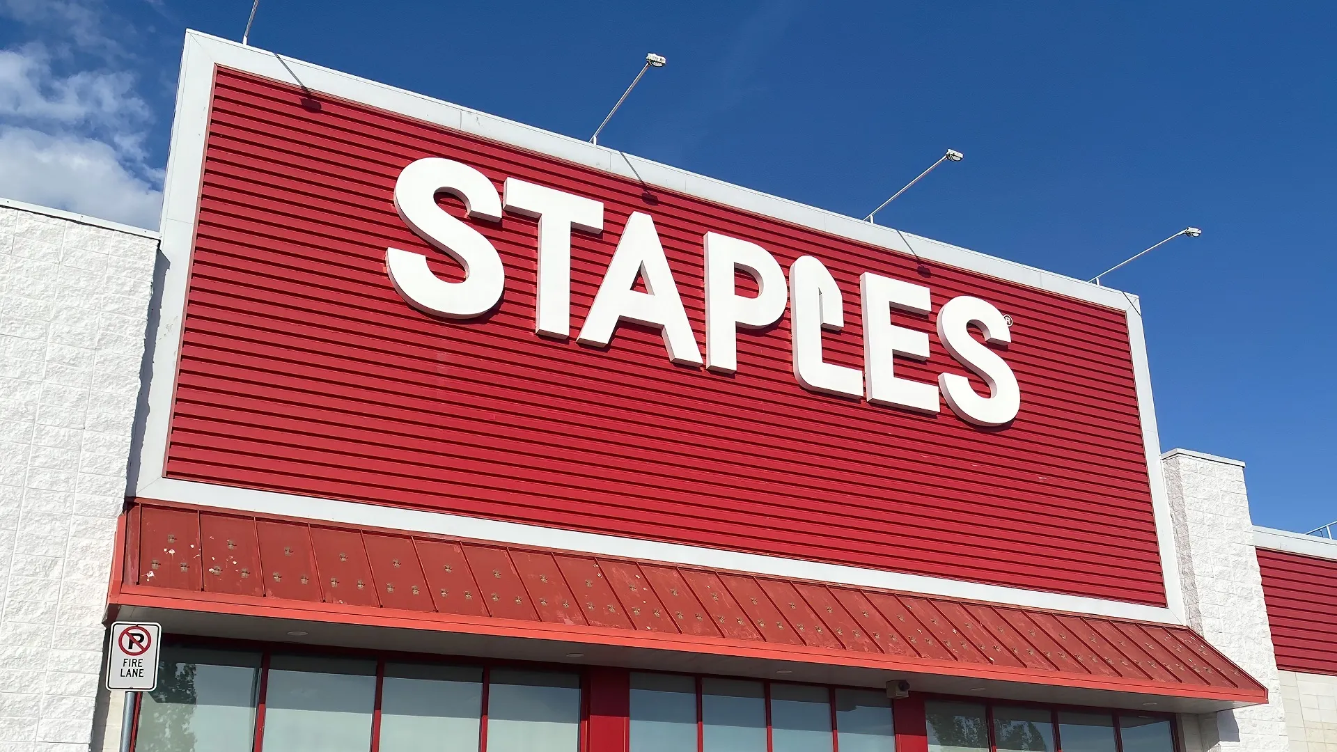7 Best Back-to-School Deals at Staples | GOBankingRates